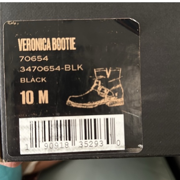 Frye | Shoes | Nwt Frye Veronica Short Bootie Black Distressed | Poshmark